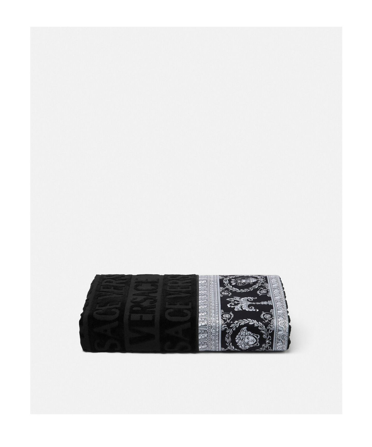 Versace Barocco-print Cotton Bath Towel In Black | ModeSens
